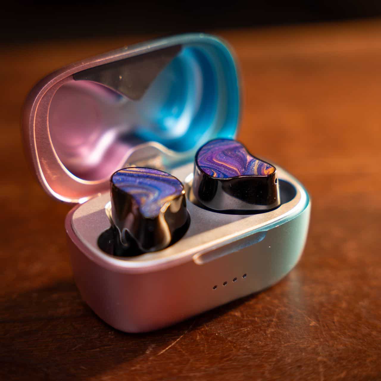 GEEKFLY VITAS | 6-Driver Hybrid HiFi TWS Earbuds OEM ODM