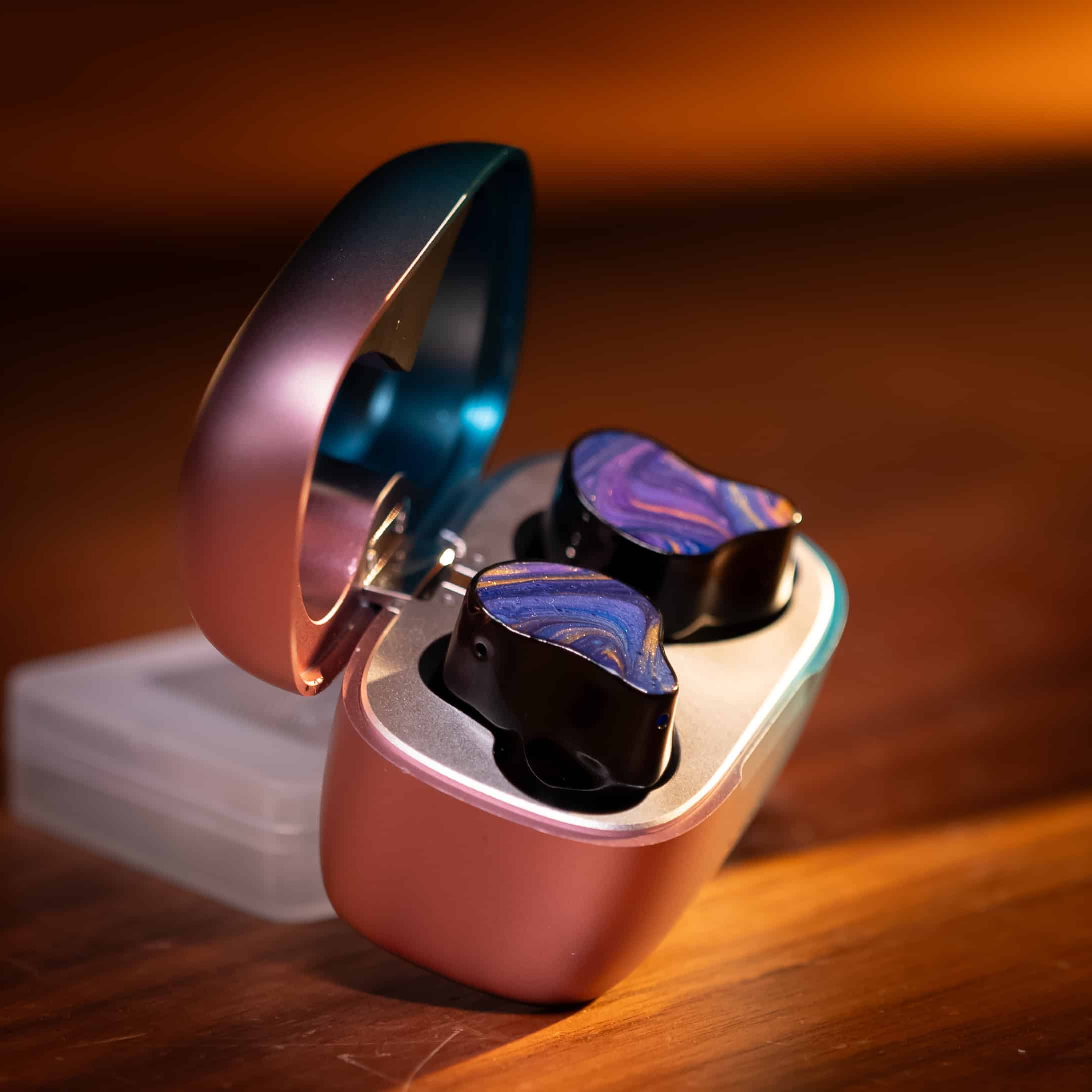 GEEKFLY VITAS | 6-Driver Hybrid HiFi TWS Earbuds OEM ODM